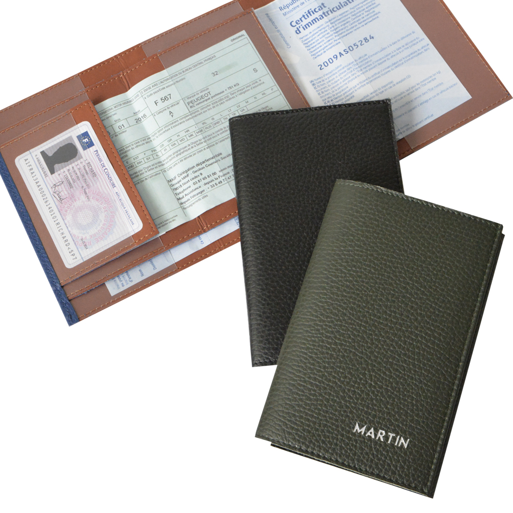 Autopapieren mapje met naam - leer | Lederwaren stempelen